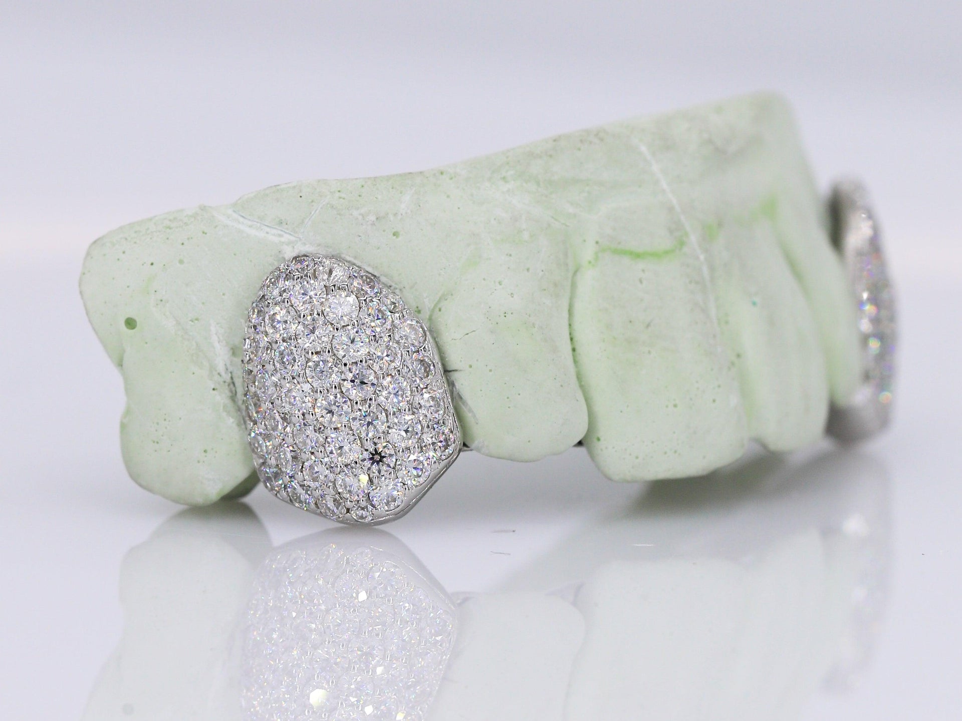 Diamond Fangs VVS Moissanite Diamond Grillz – Moissanite Bazaar